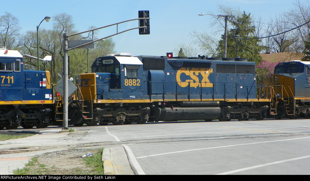 CSX 8882